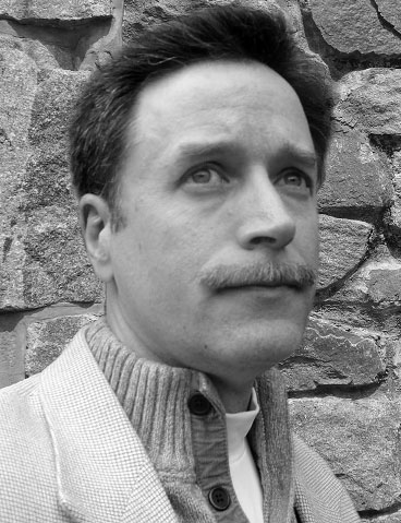 Michael J. Sullivan alcanza el millón de libros vendidos ~ La Espada en ...