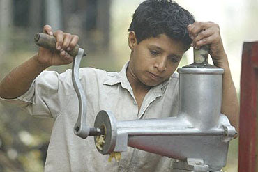 Top Child Labour Images 2016 ~ Latest Funny Jokes