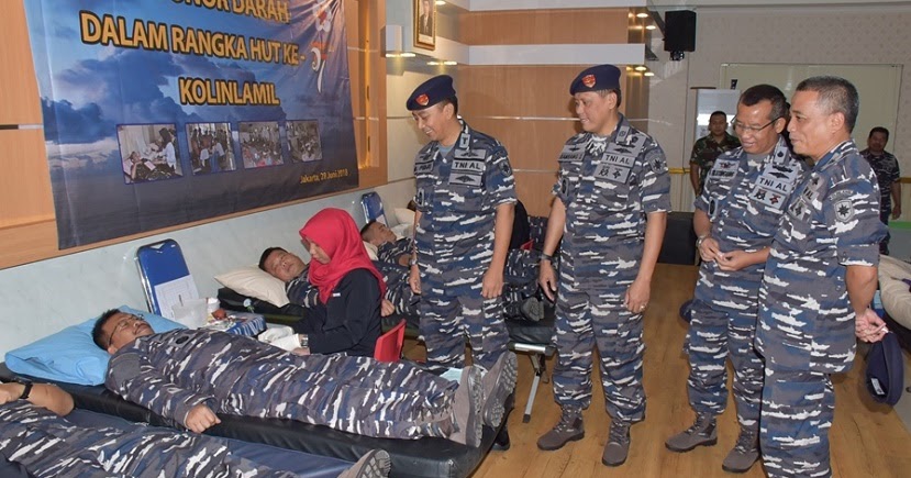 Sambut HUT Ke-57, Panglima Kolinlamil Donor Darah