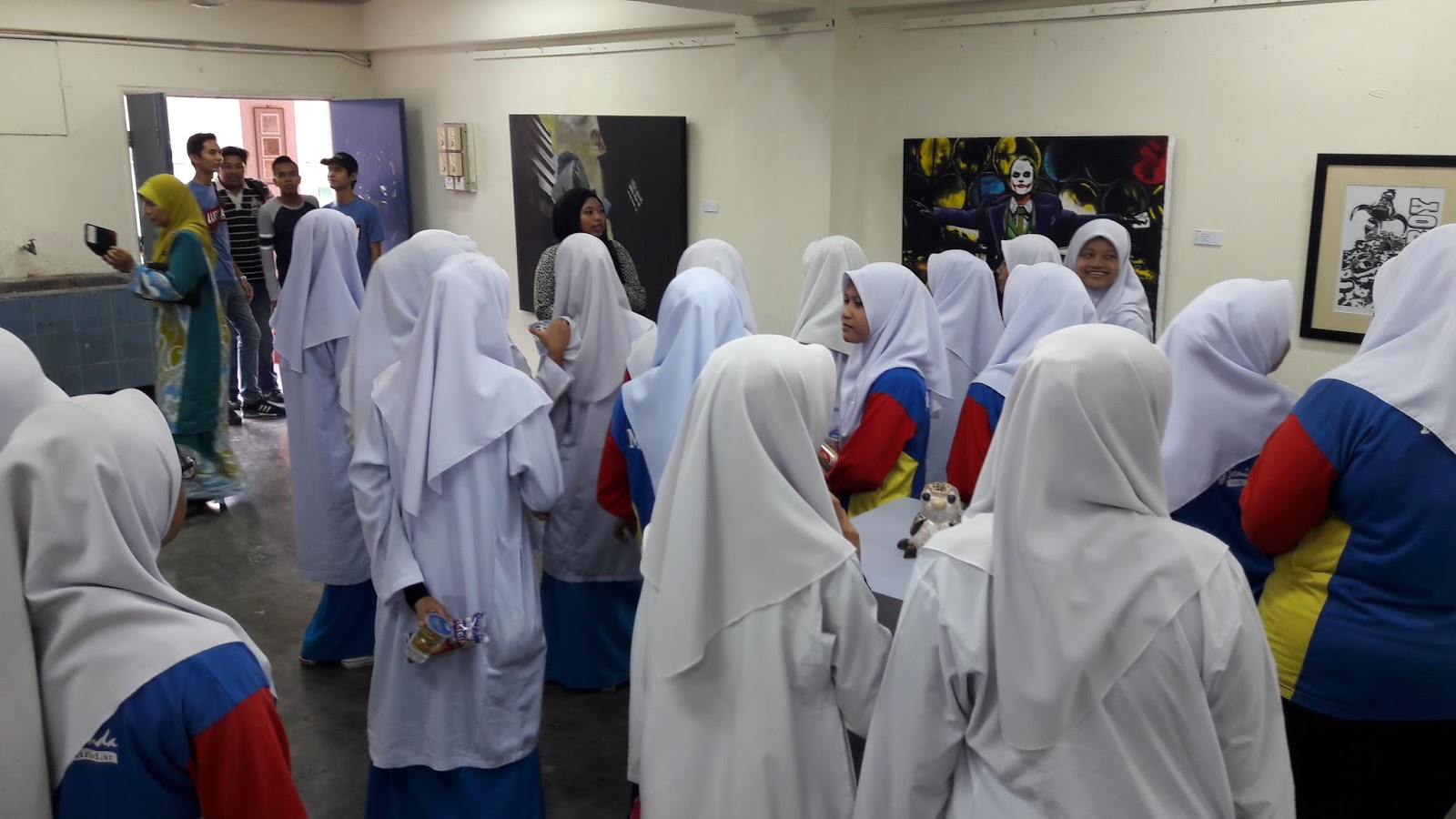 Seni Reka Tanda SMKSI: Lawatan Ke Fakulti Seni Reka UiTM Seri Iskandar