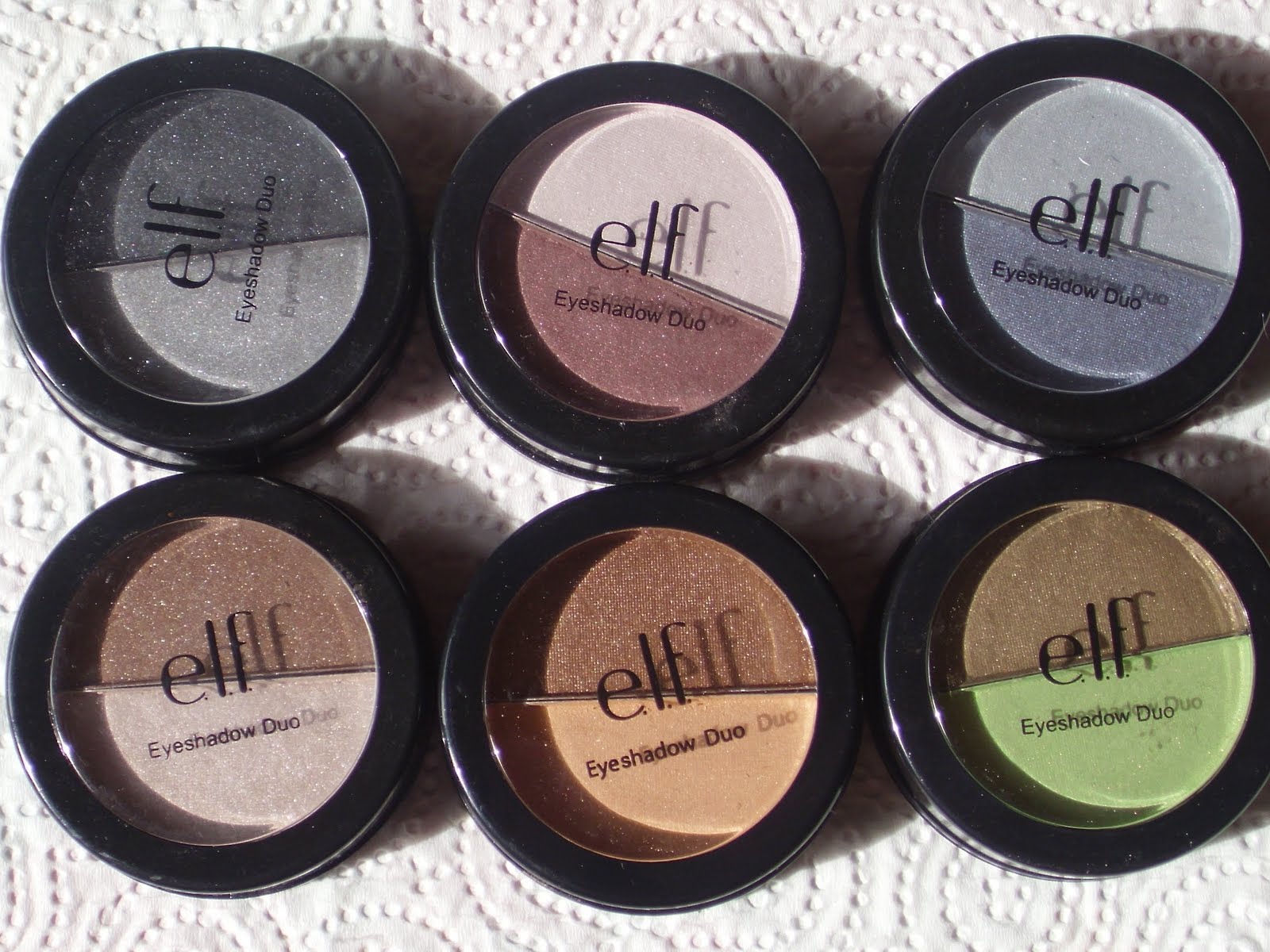 *Nina's Bargain Beauty*: e.l.f Duo Powder eyeshadow Review