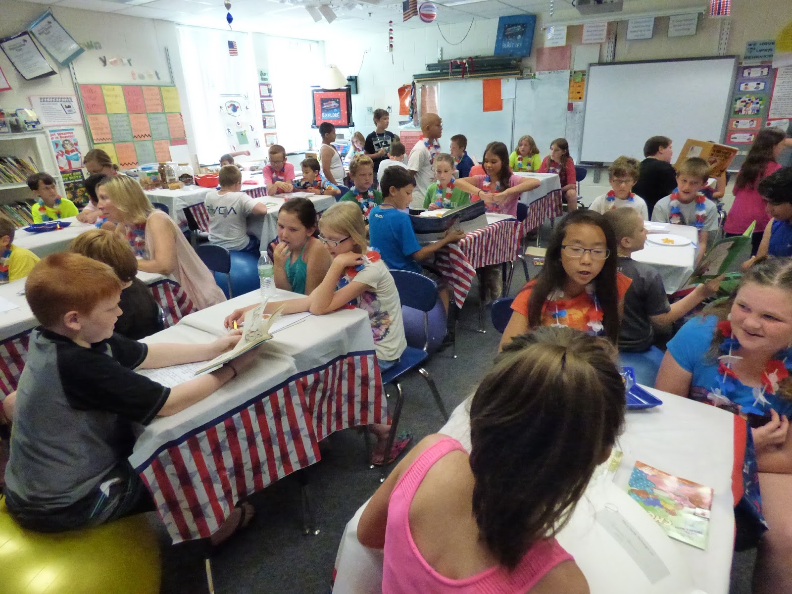 Mr. B's Blog: Readers Cafe: Nourishing the Mind and the Body