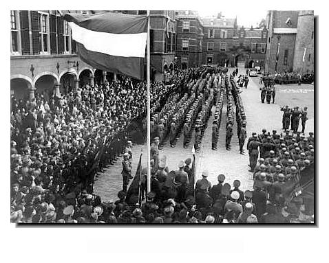 ILLUSTRATED HISTORY: RELIVE THE TIMES: Images Of War, History , WW2 ...