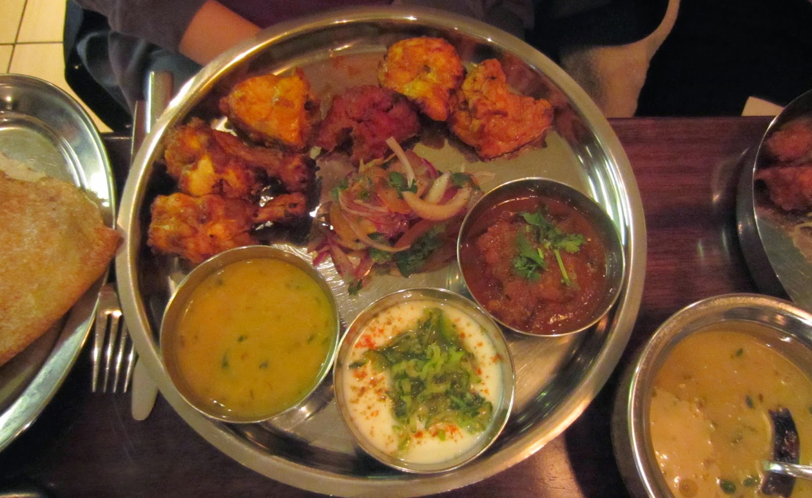 Bella and Robot: Food Review: Raja Monkey