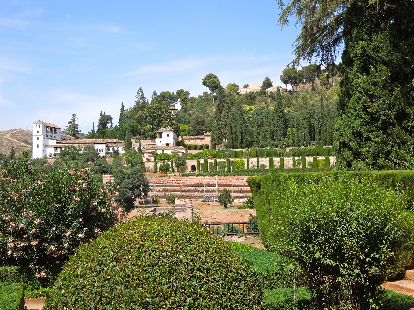 To Europe With Kids: Alhambra Part 1: Generalife Gardens