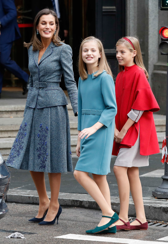 The Royal Children: Spanish RF: Princess Leonor reads in public for the ...