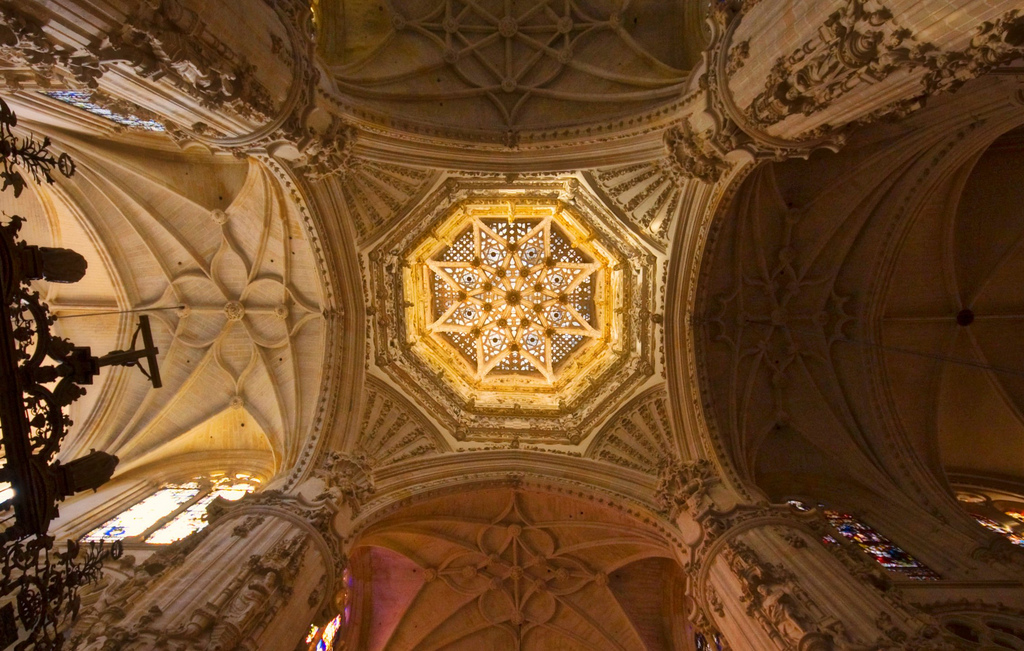 Burgos " Tierras del Cid ": El CIMBORRIO DE LA CATEDRAL DE BURGOS