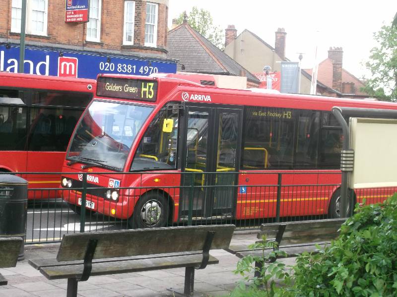 London buses one bus at a time: the return: The H3 Route
