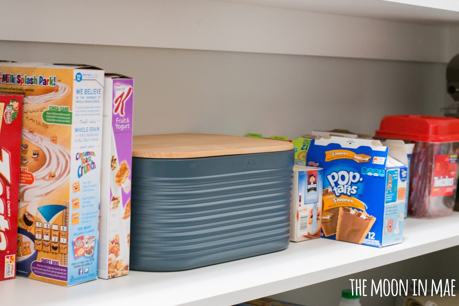 The Moon in Mae: pantry makeover {& organization}