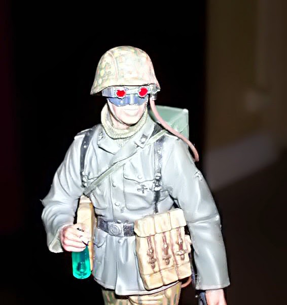 Le Sturmgewehr 44" VAMPIR" ou ZG-1229.