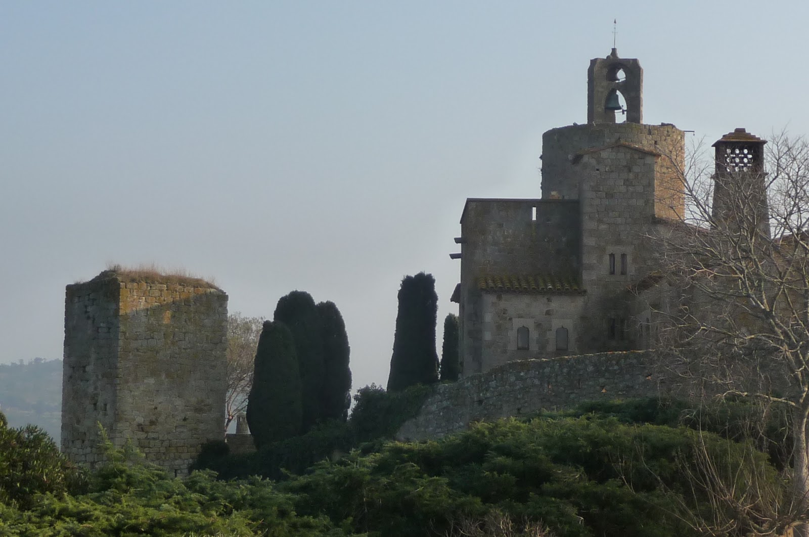 Este mundo es tan grande...: Ullastret, Peratallada, Pals; 12 de ...