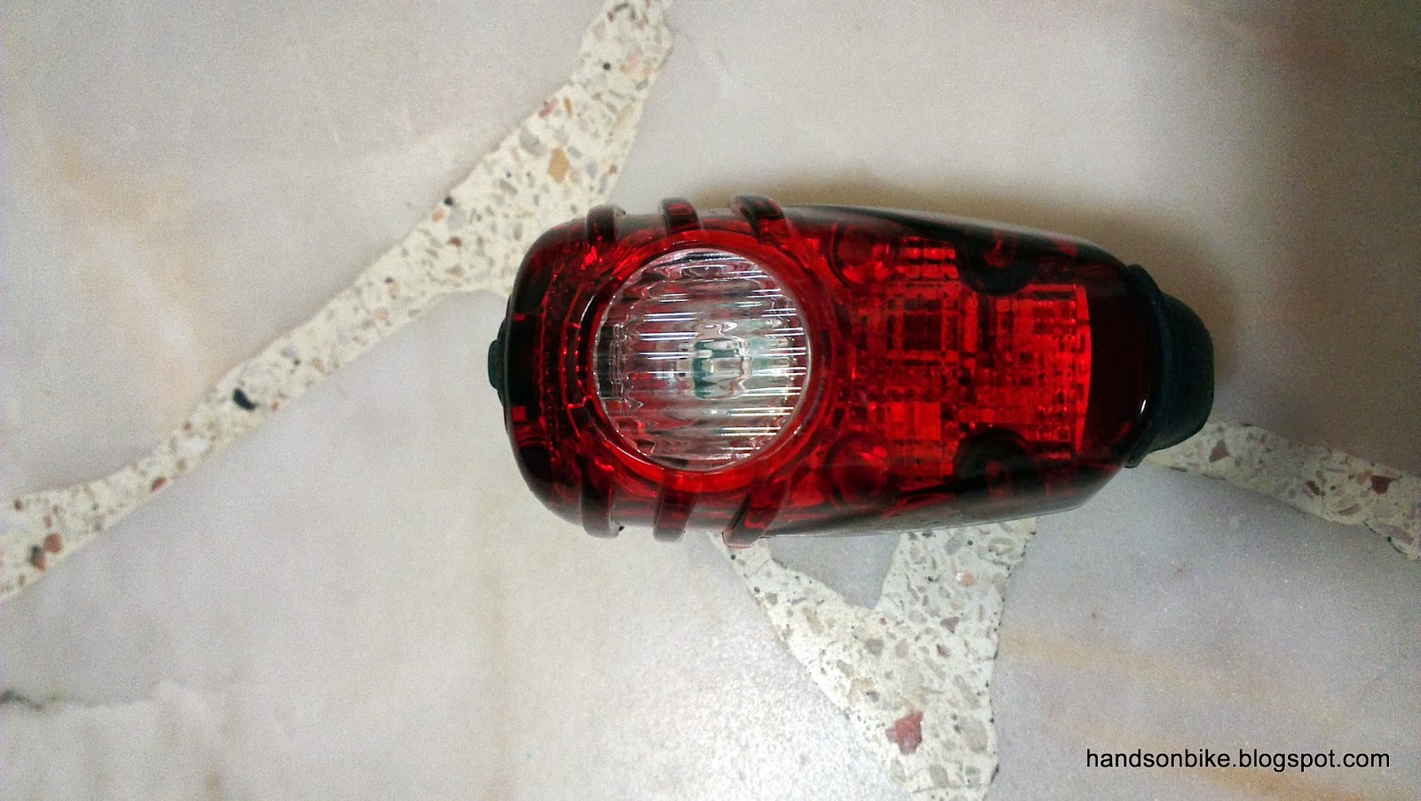 Hands On Bike: NiteRider Solas 2 Watt USB Tail Light