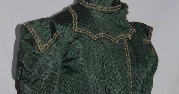 All The Pretty Dresses: Festive Green 1890's Bodice