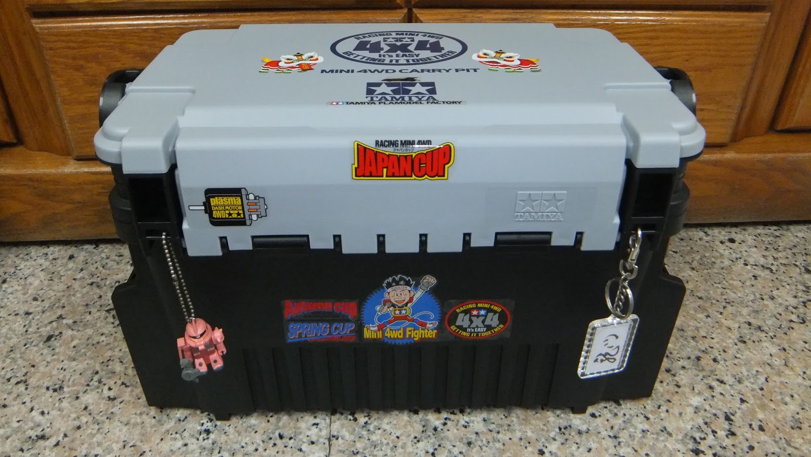 Jhan 個人模型製作工房 model toy making studio (^-^): TAMIYA Mini 4WD Carry Pit ...