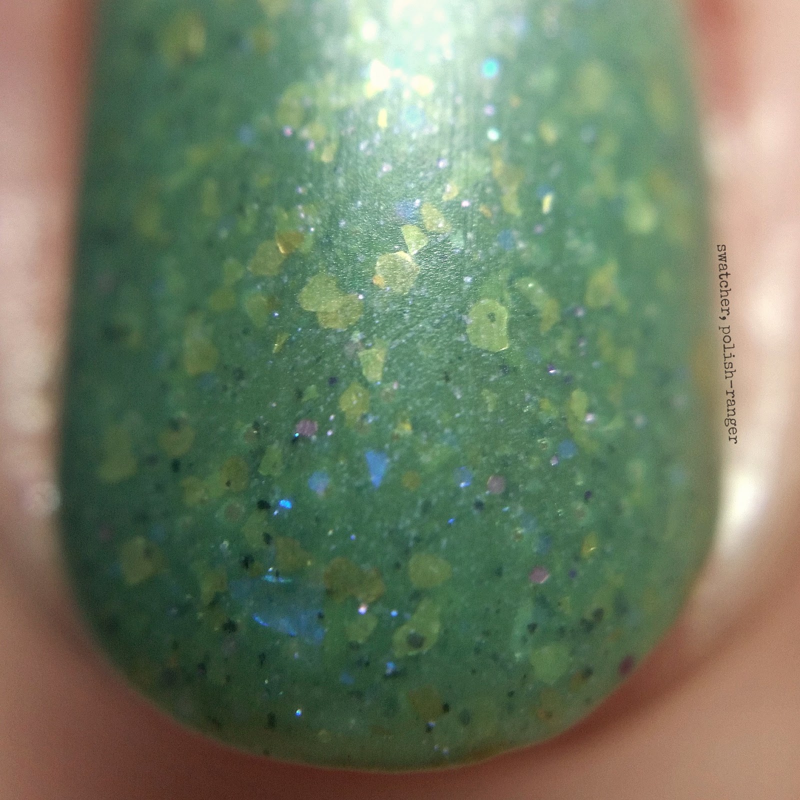 swatcher, polish-ranger: WingDust Wednesday : Olive Me Hearts Olive You