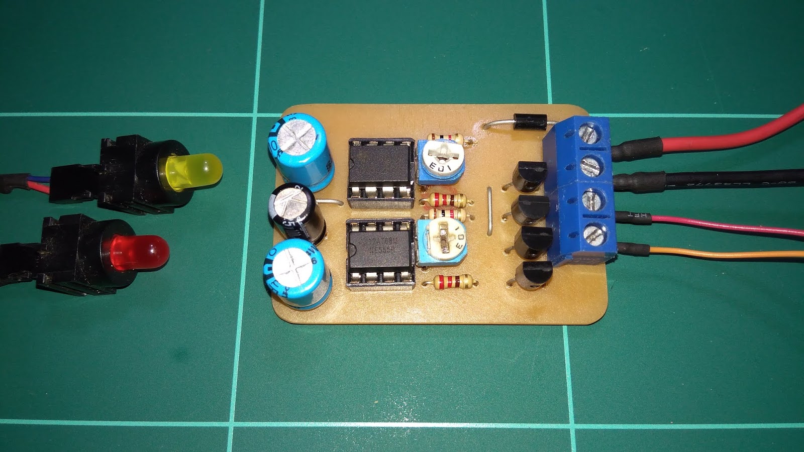 Membuat Strobo Menggunakan Dua IC NE555 - Fareed Read's Blog