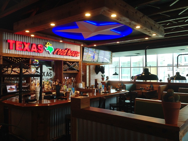 ERICJAZ FOODIES: A TEXAS ROADHOUSE BIRTHDAY!!!