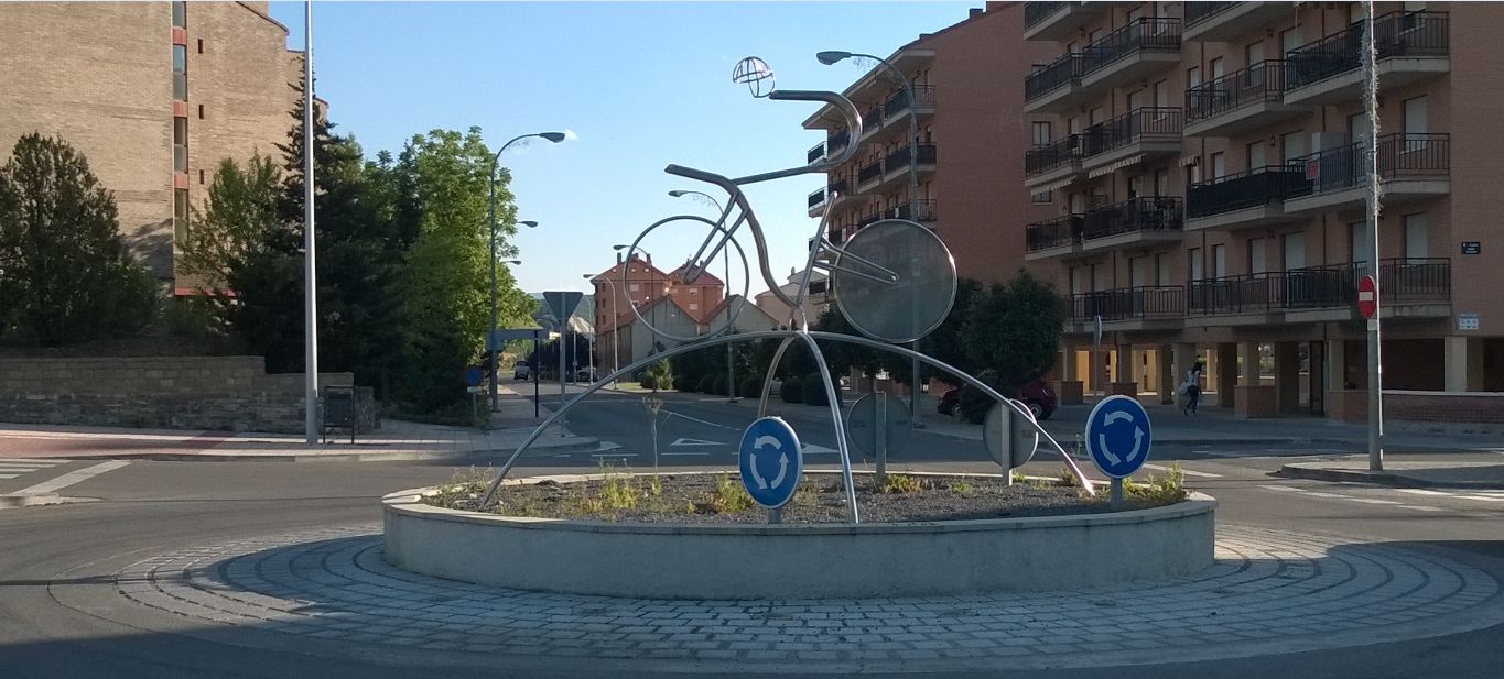 Sabiñánigo desde mi ventana: Las rotondas de Sabiñánigo