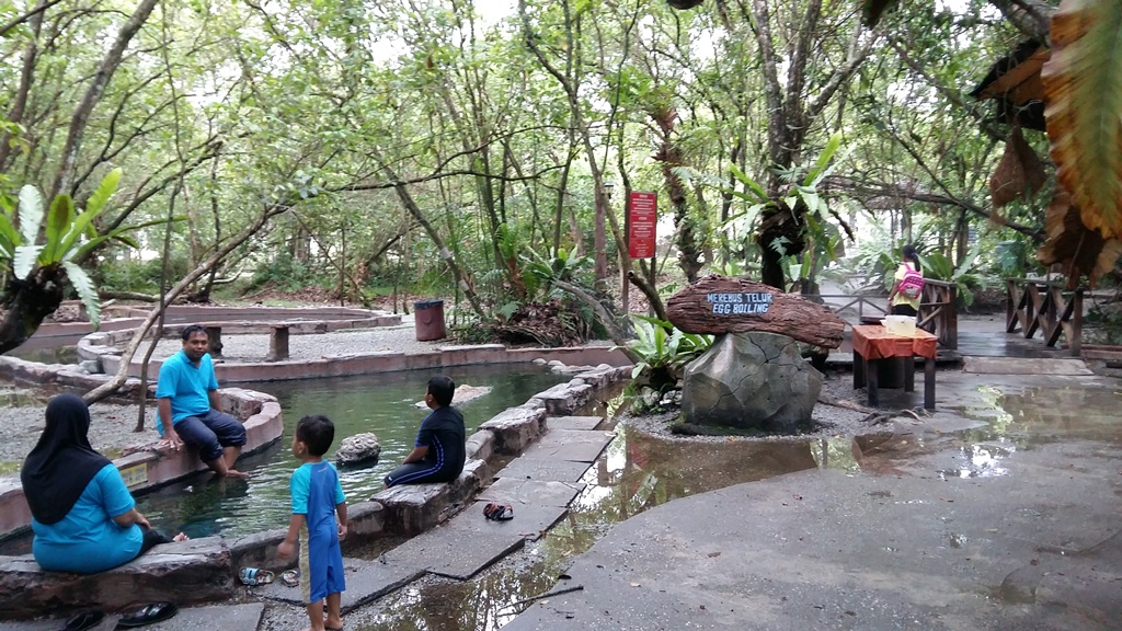 TRAVELOG: FELDA RESIDENCE HOT SPRINGS SUNGAI KLAH PERAK : Jom Mandi ...