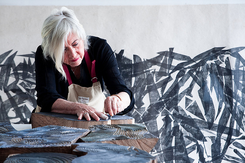 Luxo Simples Assim: Maria Bonomi em Brasília - da Gravura à Arte Pública