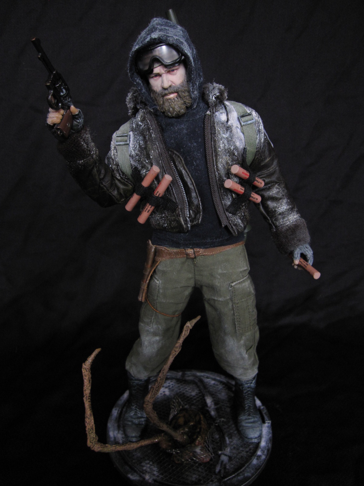 ELVIS1976 - custom work: THE THING - R.J. MacReady