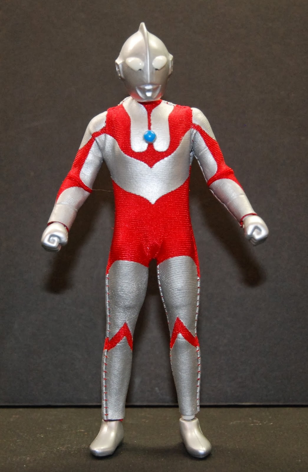the sphinx: Super-Articulated Ultraman Figures (Banpresto, 2000)
