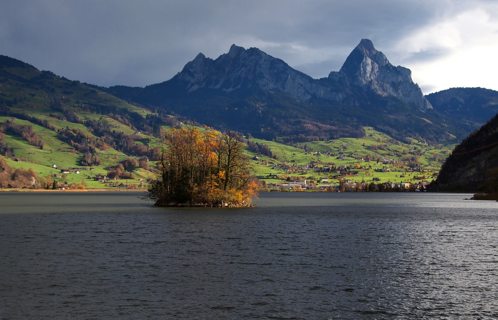 Fotografie Ruth Pulido....aus Liebe zur Natur: Lauerzersee