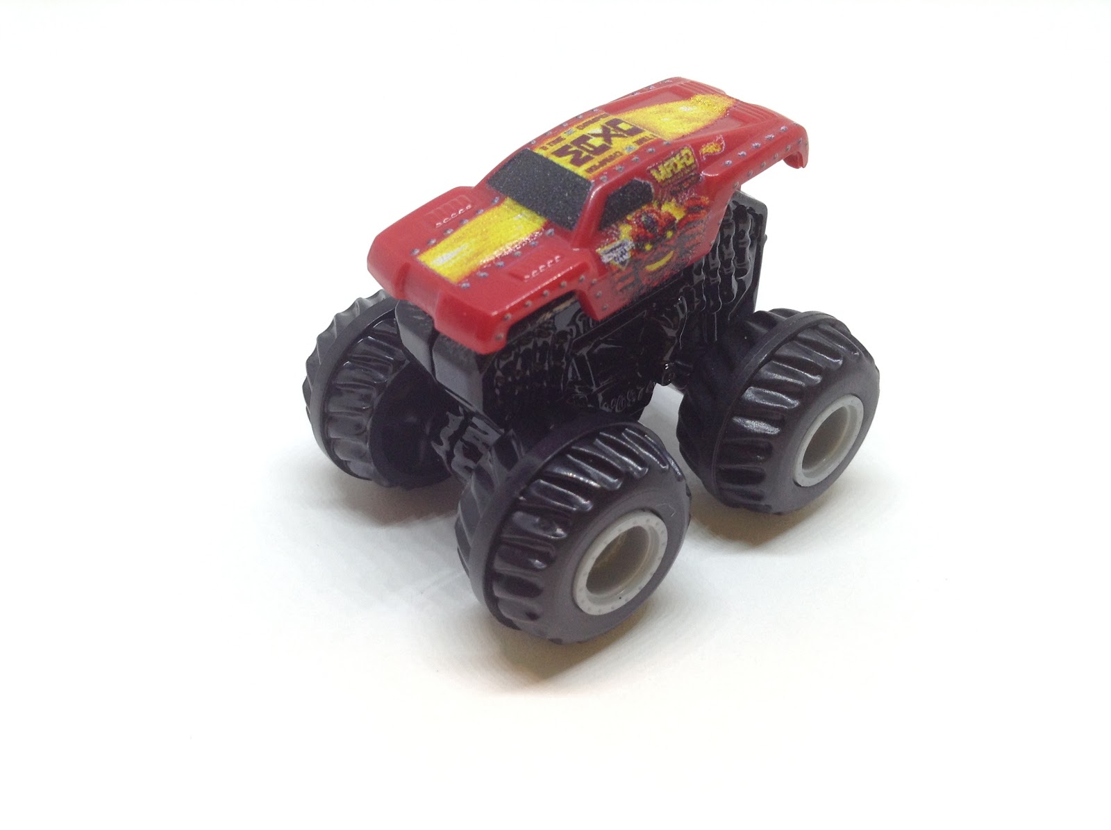 JULIAN'S HOT WHEELS BLOG: Max-D (2017 Monster Jam Mini Mystery Trucks ...