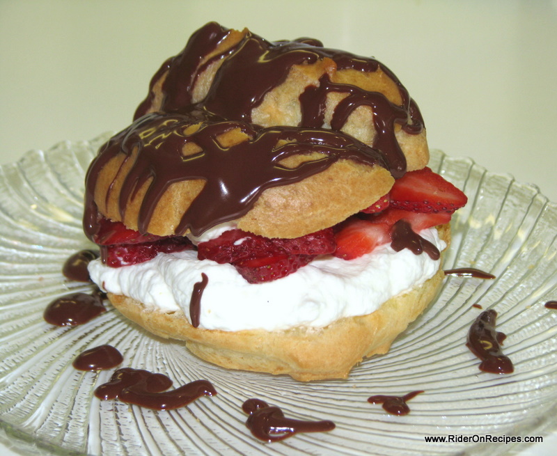 The Four Points Foodie: Strawberry Stuffed Cream Puffs