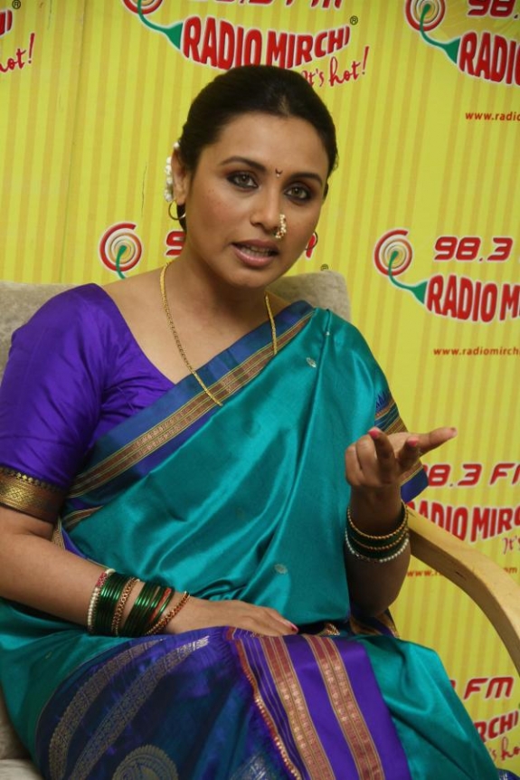 Rani Mukherjee In Radio Mirchi Stills - Hot PHOTOSHOOT Bollywood ...