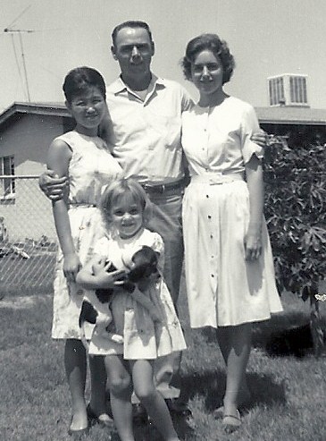 A moment's sunlight fading in the grass.: Gimbel, Westra, Mullet ...