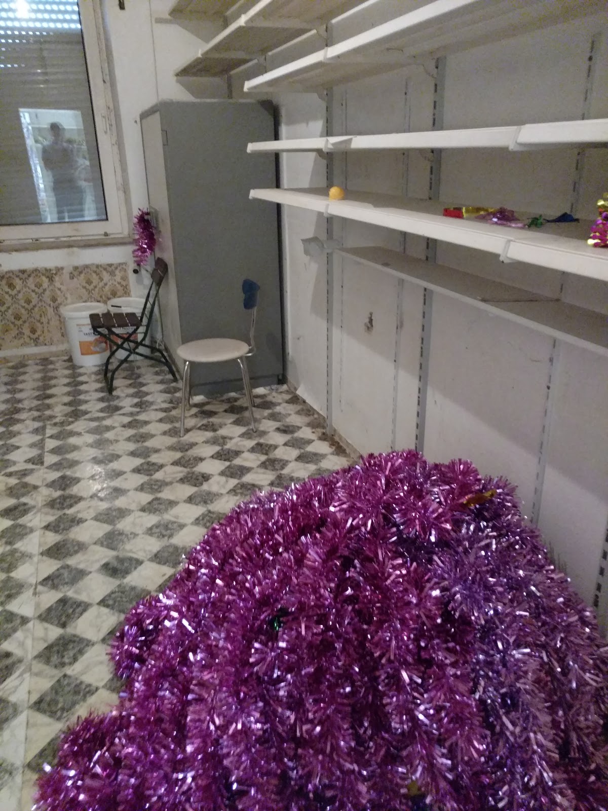 EntreVoir: Cosmic Generator; Mika Rottenberg