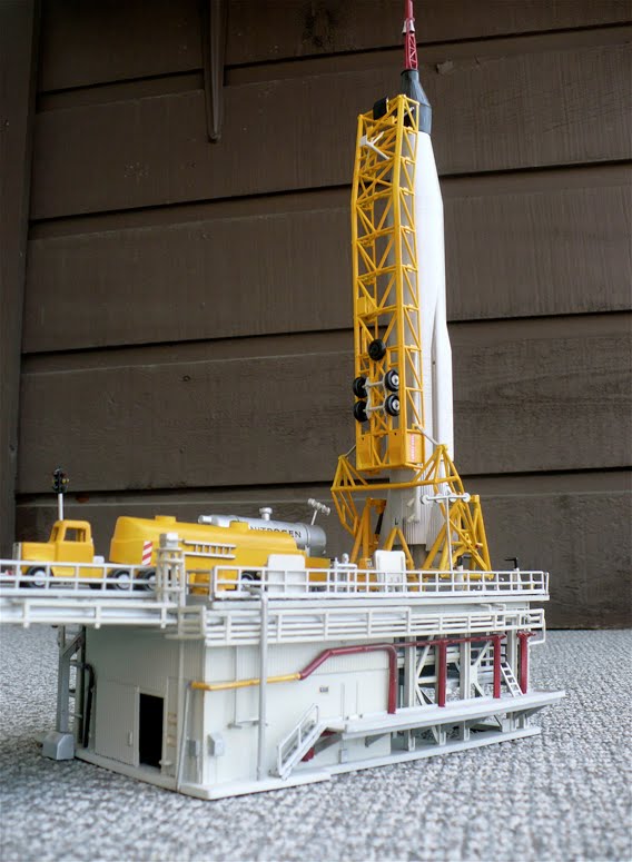 The Great Canadian Model Builders Web Page!: Atlas Booster With Mercury ...