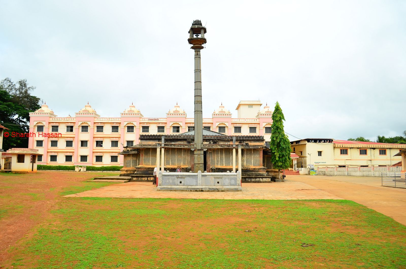 Sharath Hassan A Travelling Photographer: Sode vadiraja mutt (sonda ...