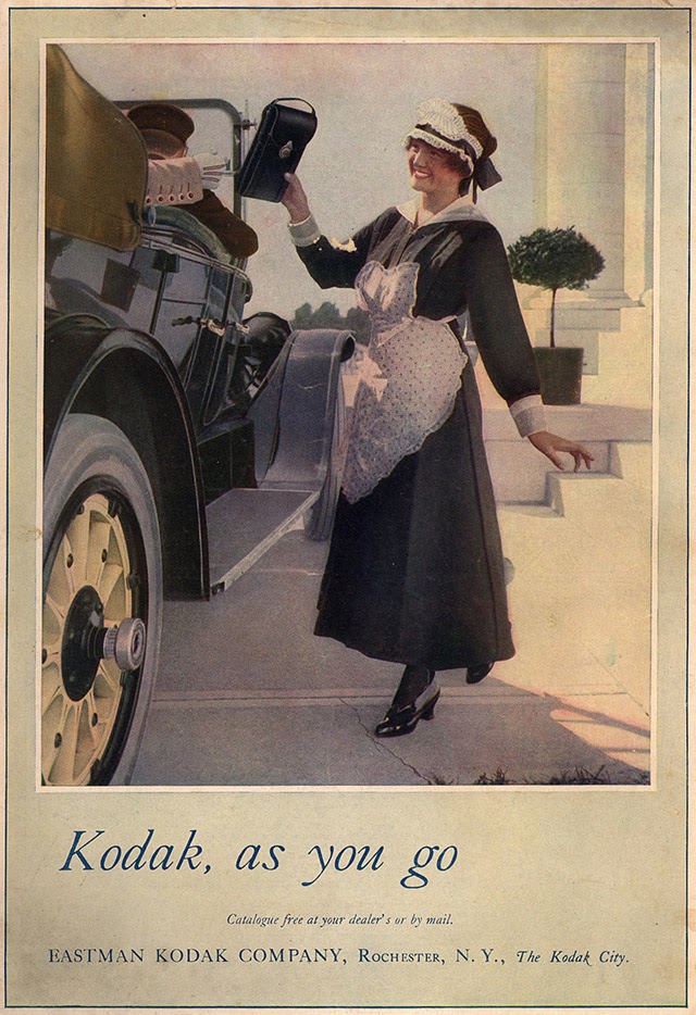 10 Beautiful Advertisements of the First Kodak Brownie Cameras in the ...