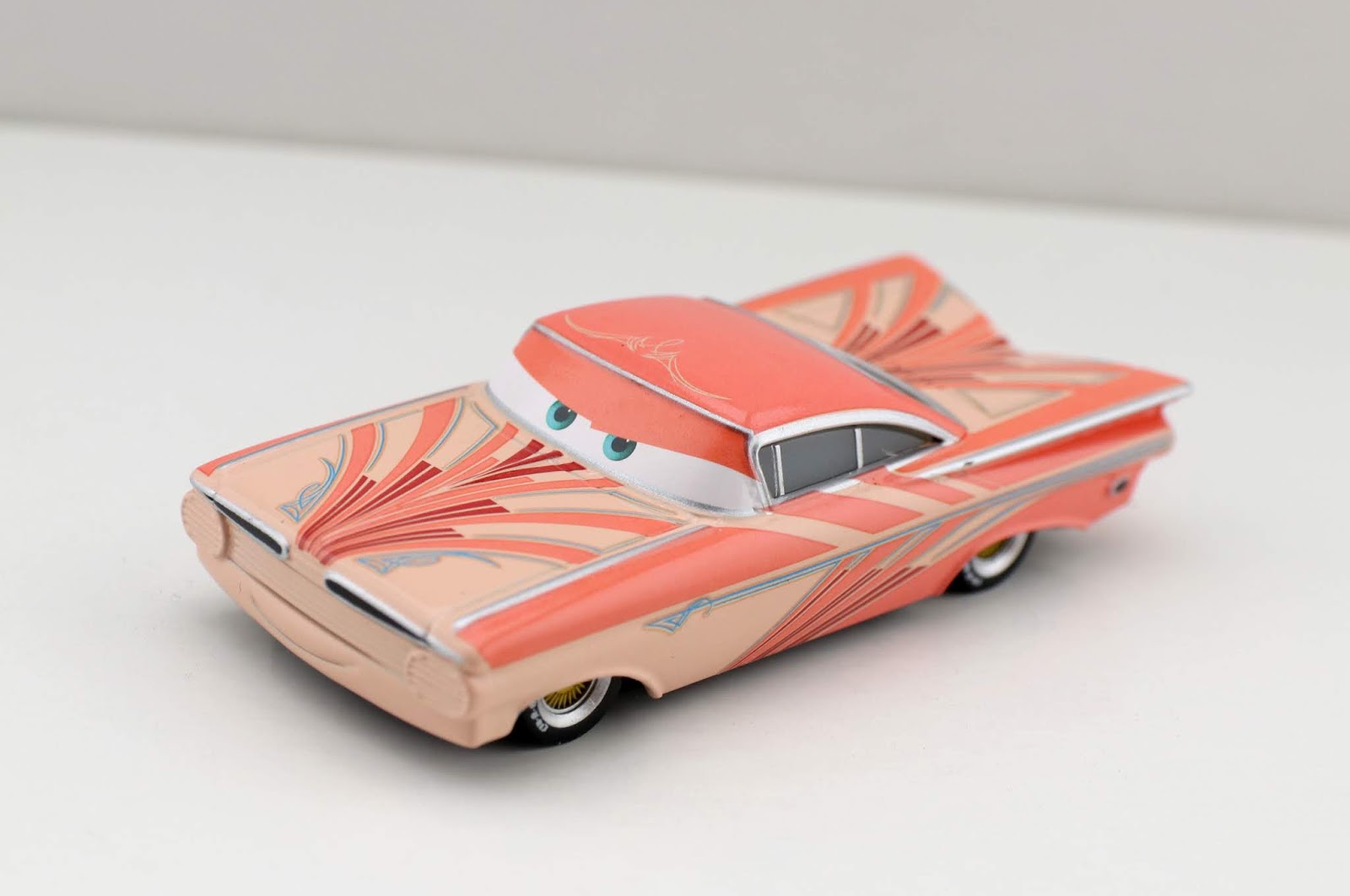 Dan the Pixar Fan: Cars 3: Florida Ramone