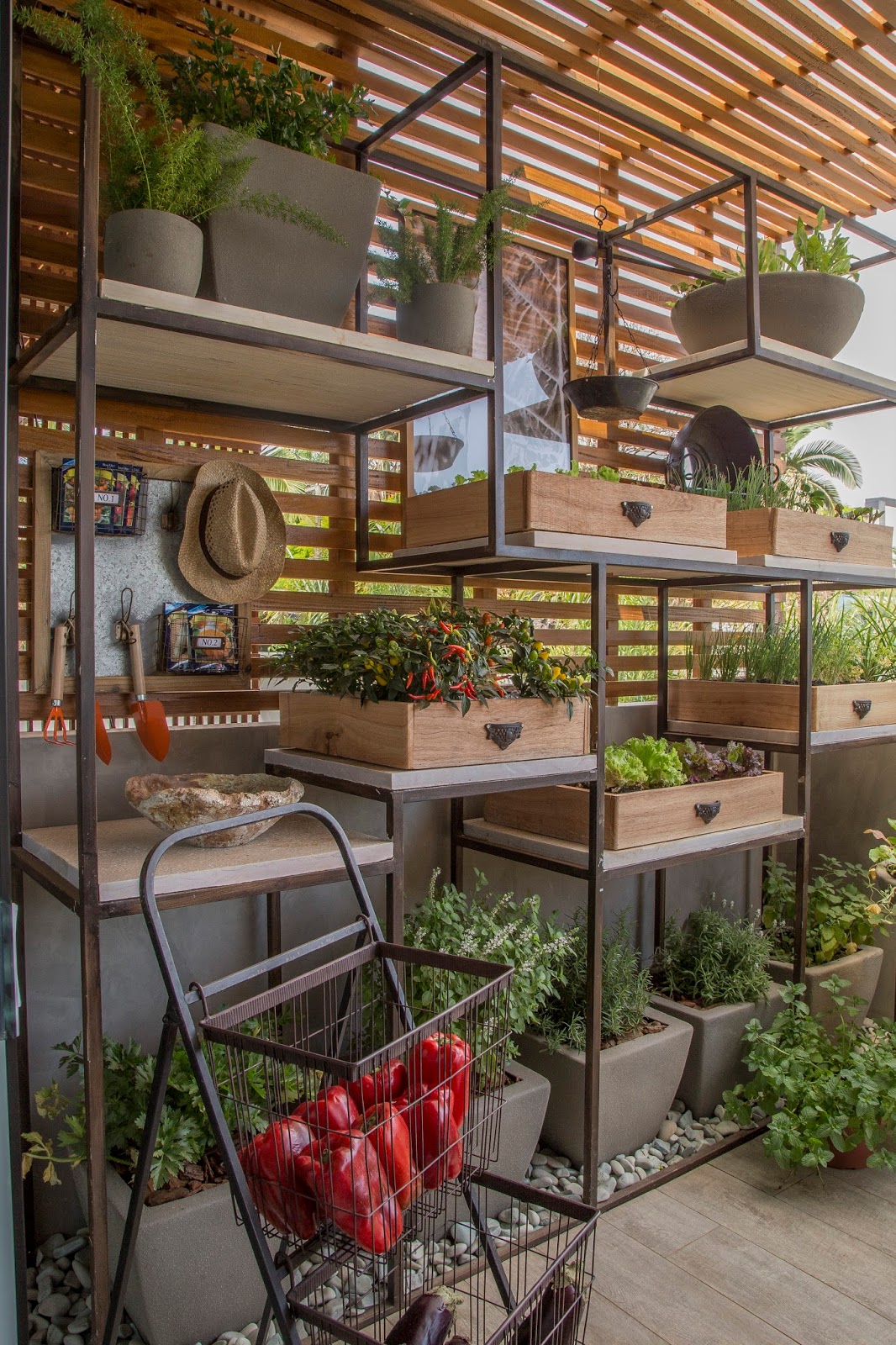 Varandas repletas de verde! - Jeito de Casa - Blog de Decoração e ...