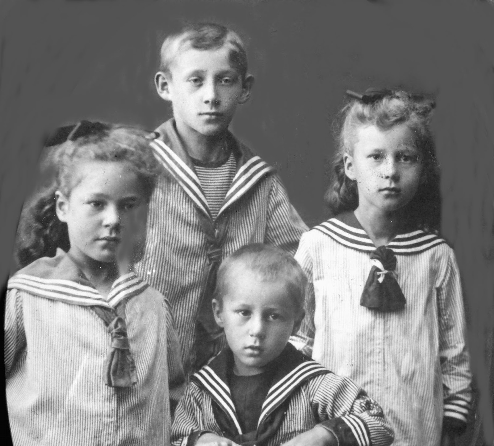 Schug R Snapp: August 2012