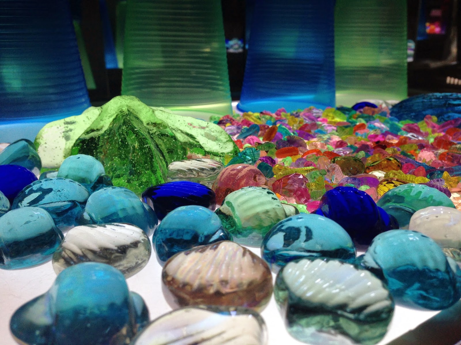 More Light Table Play | Homeschool and Light Tables