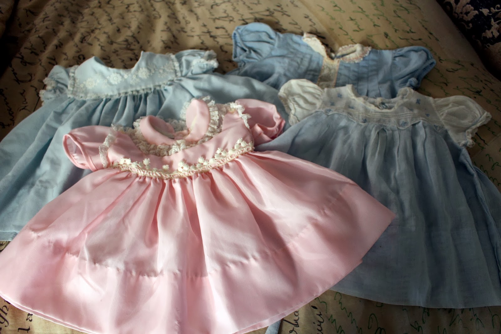 The Harris Sisters: One Man's Trash - Vintage Baby Clothes