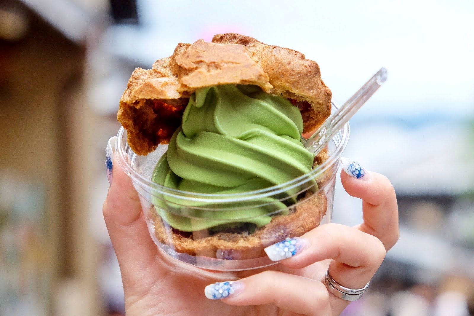TOP 10 Places for MATCHA GREEN TEA Lovers in KYOTO! | Let's Nom-nom!