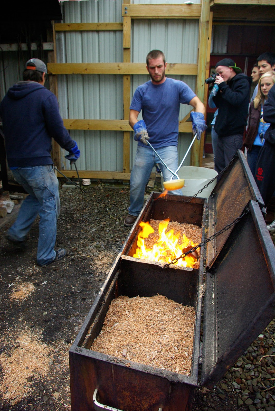 Hands in Clay: Raku workshop at Edinboro University-presented by Kevin ...
