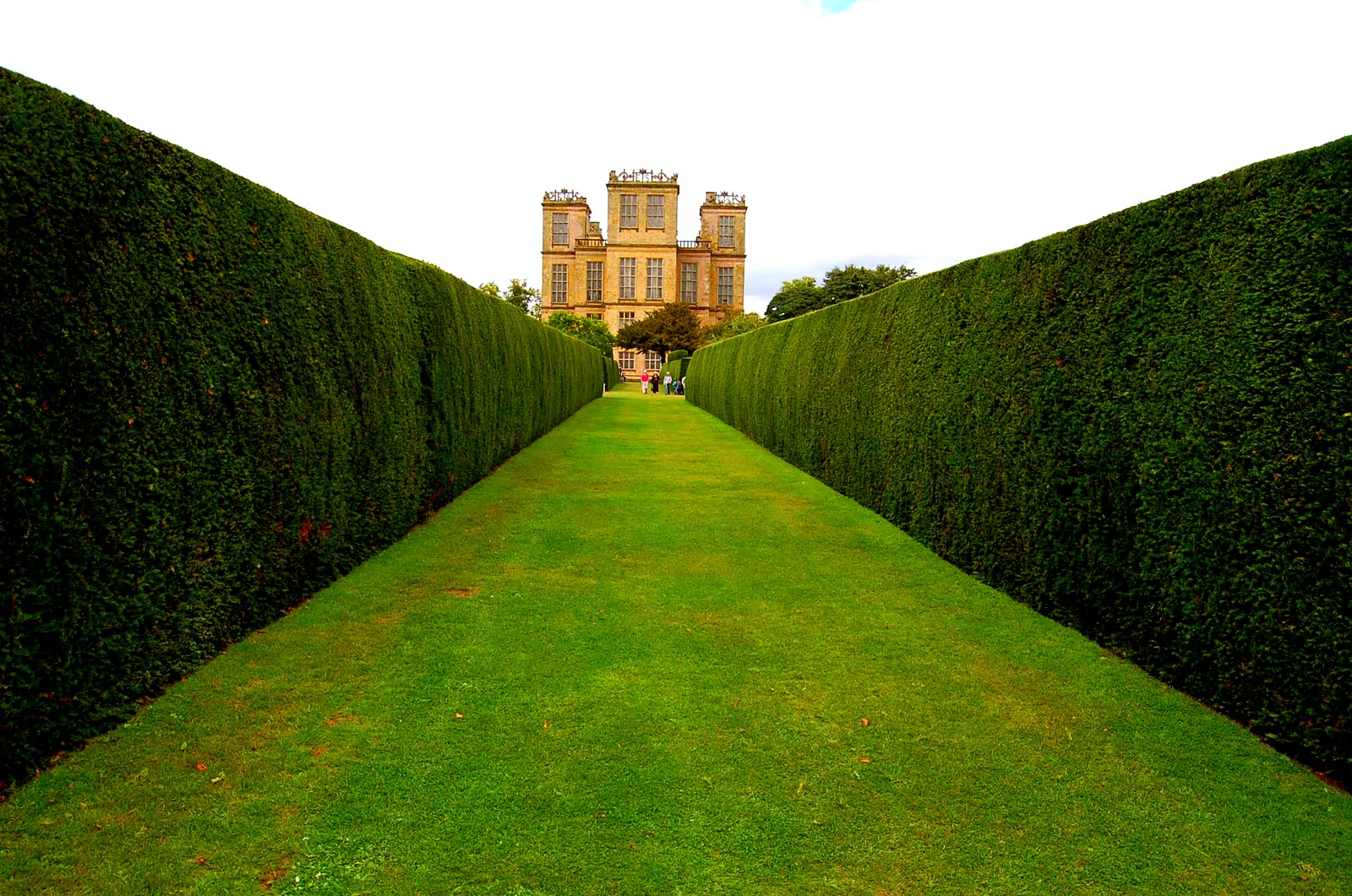 loveisspeed.......: Hardwick Hall , in Derbyshire, is an ...