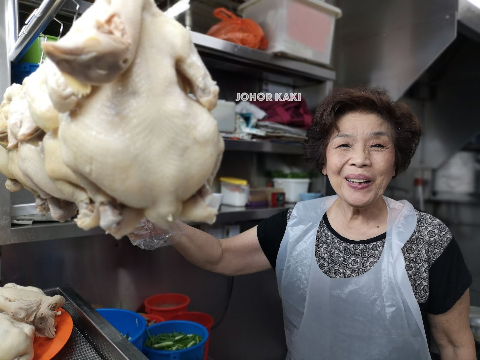 Heng Ji Chicken Rice in Chinatown Complex 🐔 One of Singapore's Best 亨記雞飯 ⭐⭐⭐⭐ Update 2019 |Tony ...