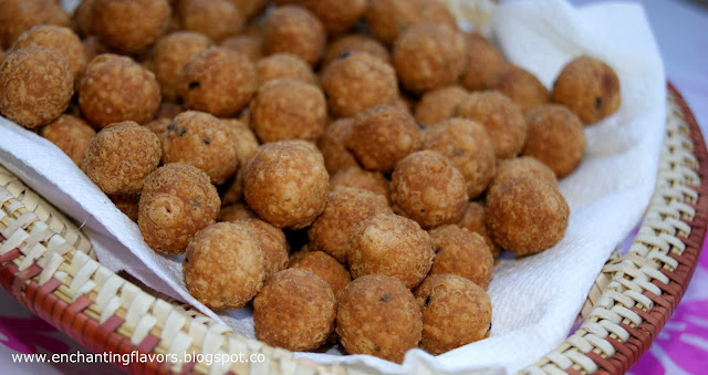 Enchanting Flavors: Cheeda/Kaliyadakka - A Savoury Snack