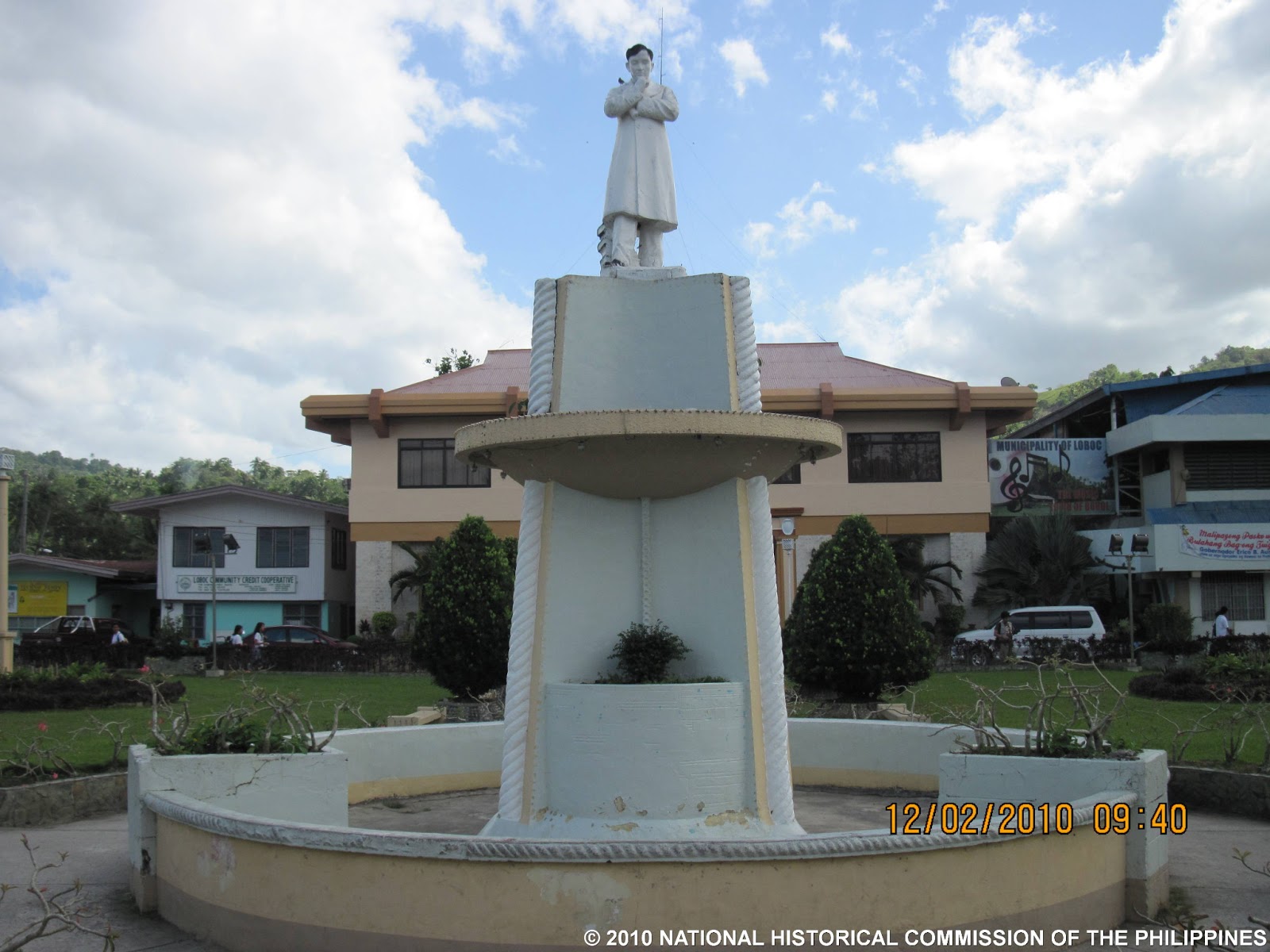 Sari-saring Monumento Alay Kay Rizal: Loboc Town Plaza - Loboc, Bohol