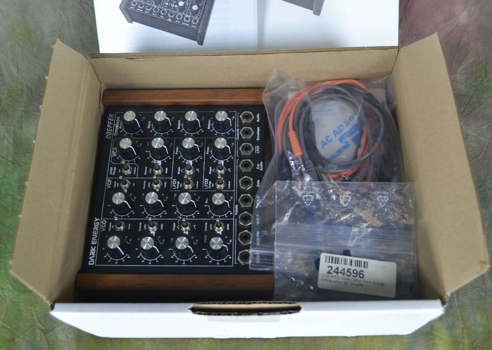 MATRIXSYNTH: Doepfer Dark Energy Synth Version 1 w/Portamento Glide ...