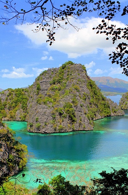 Palawan Place: Kayangan Lake