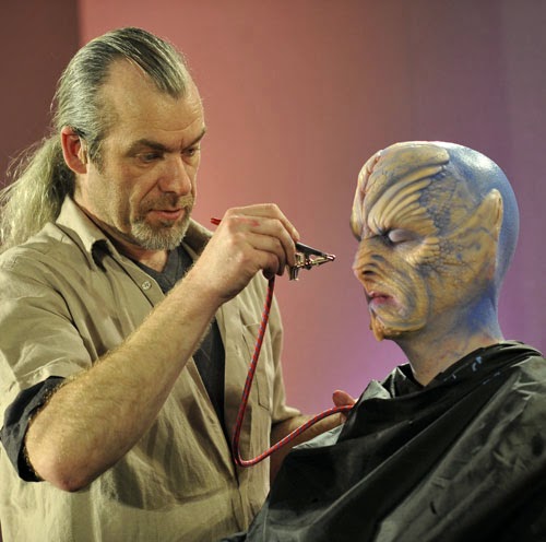 Gothic Horror : Neill Gorton