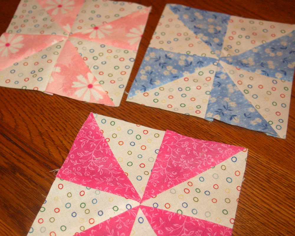 Stitchnquilt: The Making of a Pinwheel Square